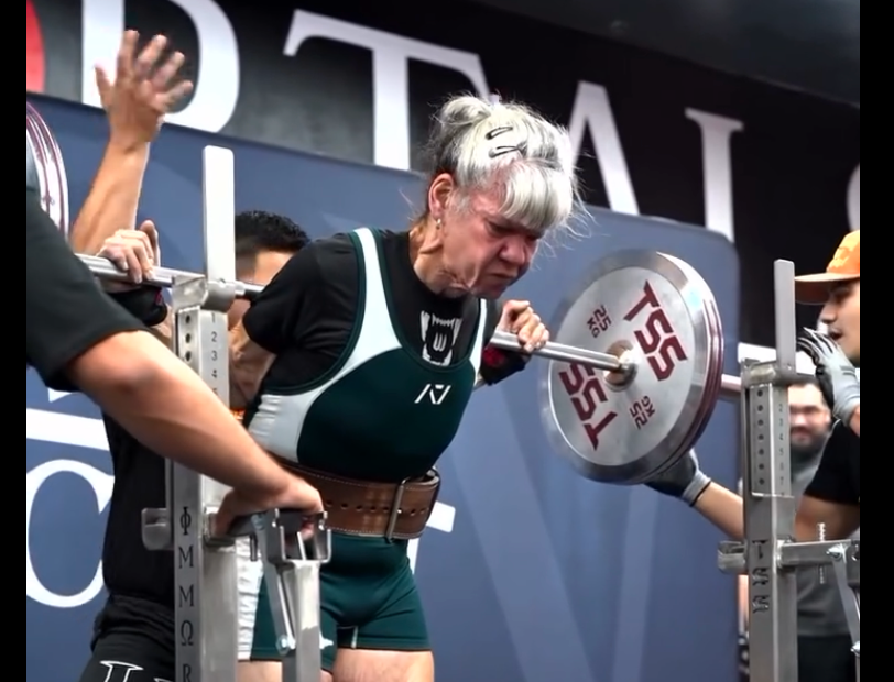 This Woman Didn’t Let Age Or Grey Hair Stop Her From Squatting 308 Pou ...